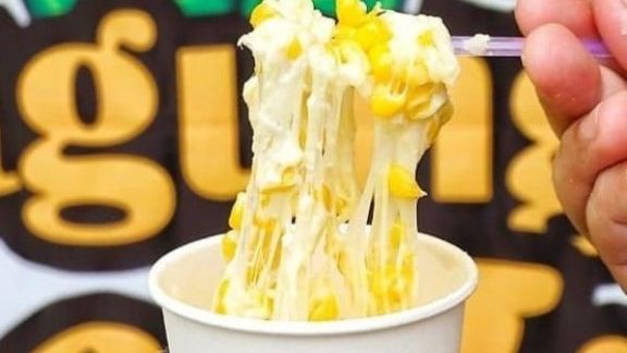 Resep Simple Jasuke Mozarella ala Rumahan, Lelehan Kejunya Bikin Ketagihan!