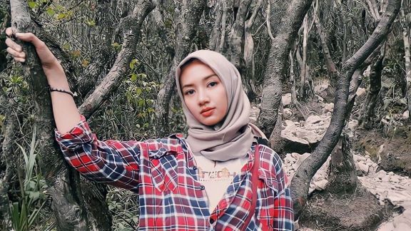 Ingin Mendaki Gunung? Traveler Anisa Mawar Beberkan Hal yang Harus ...