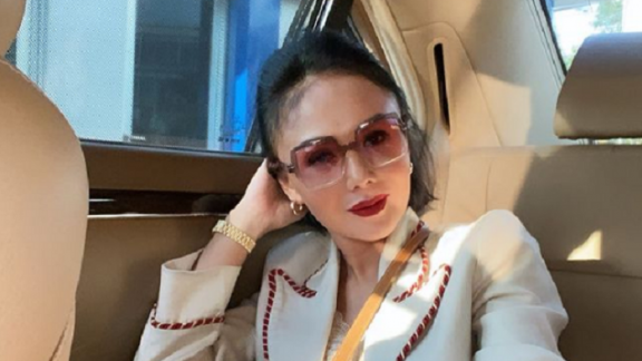 Ini Sederet Artis yang Blak-blakan soal Kehidupan di Atas Ranjang, Ada yang Bagikan Gaya Favoritnya!