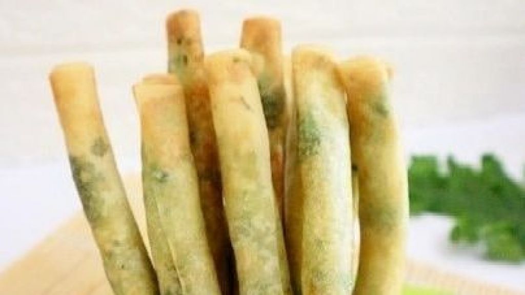 Resep dan Cara Membuat Stik Roll Bayam, Cemilan MPASI yang Menyehatkan