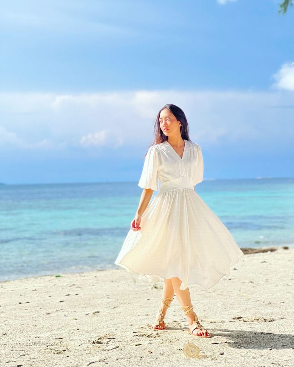 7 Inspirasi Gaya Outfit Ririn Dwi Ariyanti Bak Artis Korea