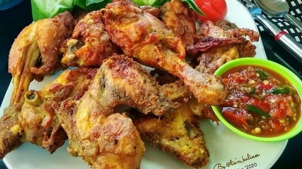 Resep Ayam Goreng Santan, Gurih, Empuk sampai Ketulang