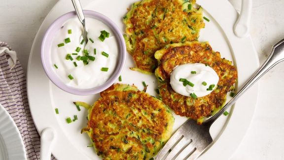 Resep Zucchini Pancake, Cocol dengan Saus Sambal, Menggugah Selera