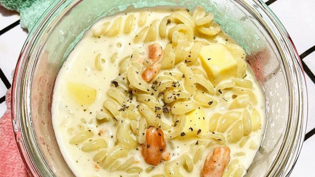 Trik Bikin Salmon Pasta, Menu Selingan Ketika Anak Bosan Nasi