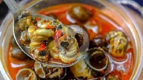 Resep Tutut Kuah Pedas, Enaknya Bikin Mulut Gak Bisa Berhenti!