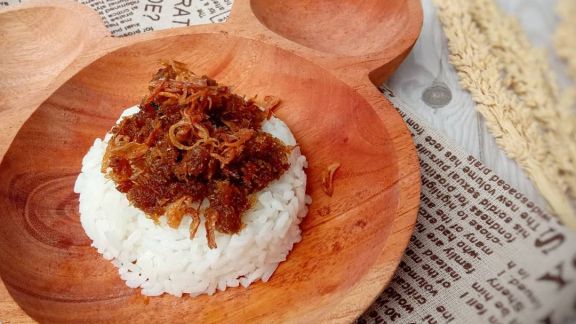 Resep Serundeng Basah Daging Super Uenak, Bisa Jadi Menu Andalan untuk ...