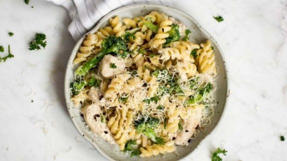 Resep MPASI Pasta Ayam Brokoli, Enak Buat Anak Usia 8 Bulan