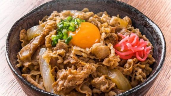 Resep Beef Black Papper, Enak, Berbumbu, Cocok untuk Lauk Makan Siang