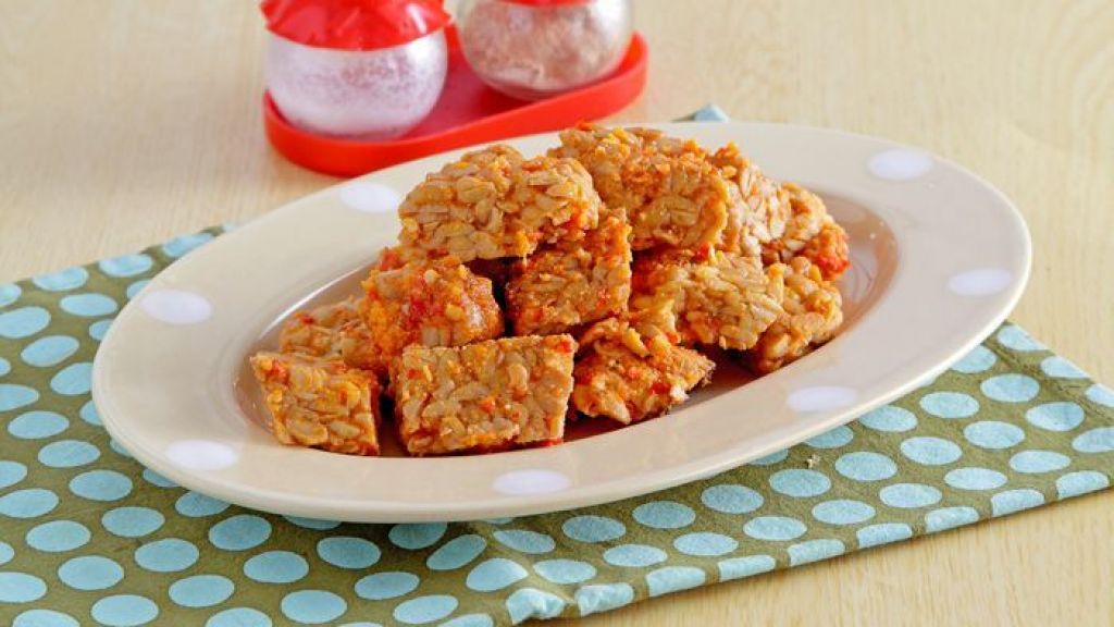 Resep Tempe Bumbu Rujak, Sajikan dengan Nasi Anget Menggugah Selera