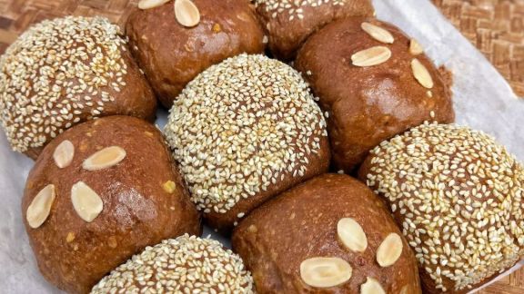 Resep Roti Kurma Kenari, Anti Bantet, Lembut, Wanginya Bikin Kepengen