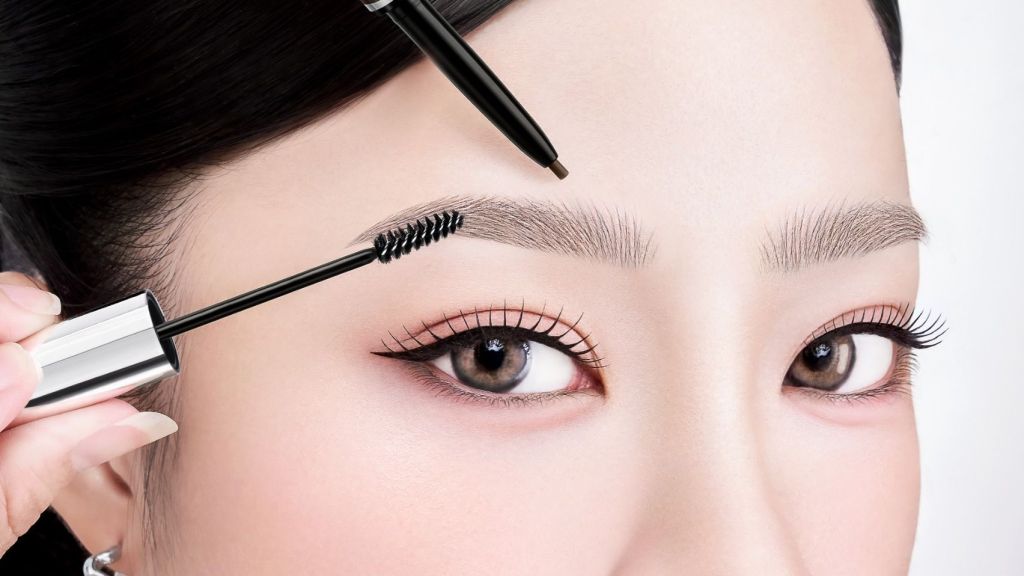 Rekomendasi Produk Alis dari Brand Lokal yang Bisa Kasih Kesan Natural